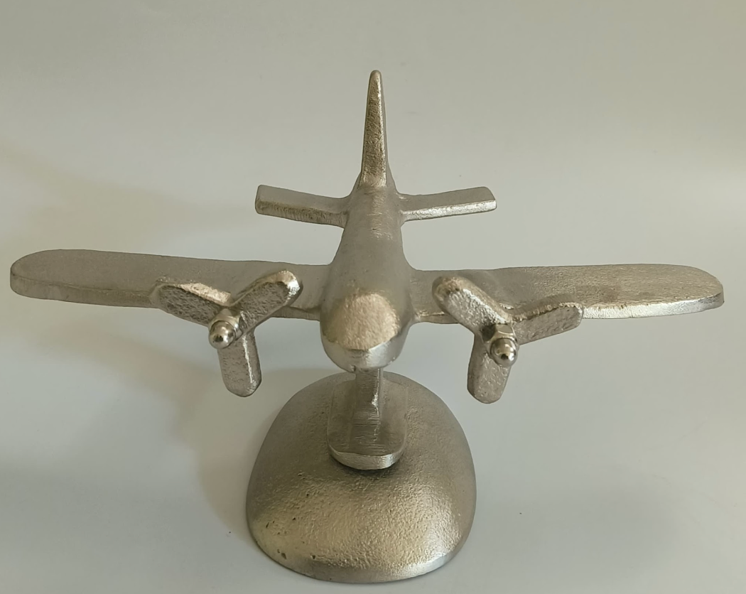 Aluminium Aeroplane table décor – Casa Suarez Panama